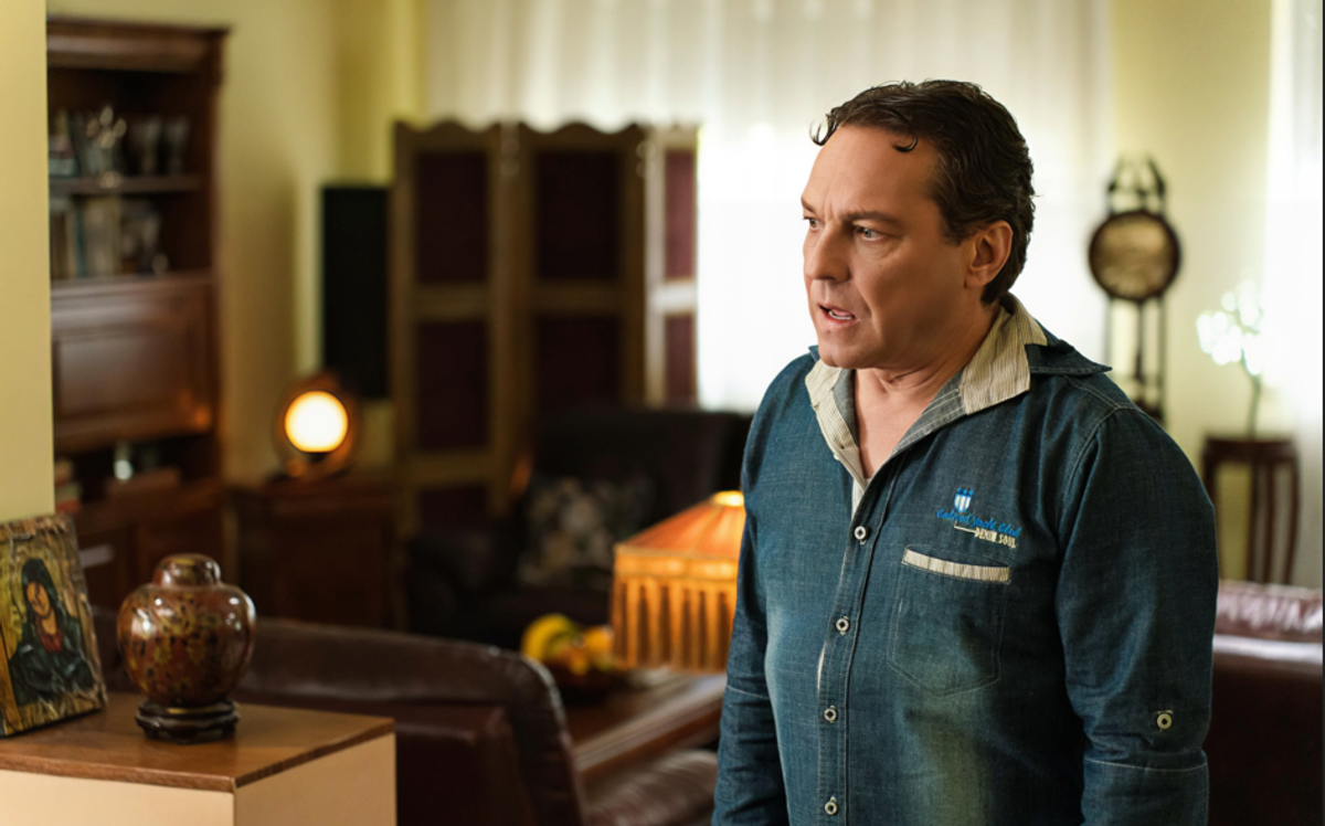 Tătuţu’, episodul 4. Personajele secundare strălucesc .Pelicanul ...